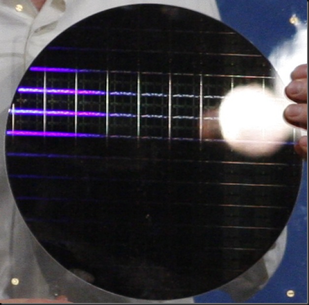 LowLevelHardware: Análisis wafer Intel Beckton 8 cores - LowLevelHardware